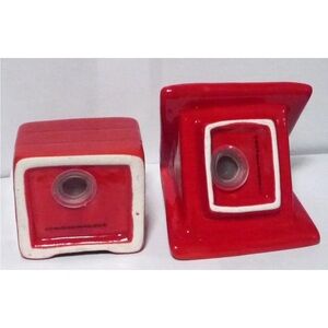 Peanuts | Dining | Peanuts Snoopy Salt Pepper Doghouse Ceramic Shaker ...